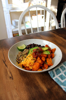 The taste of Myriam: Spicy sweet potato quinoa burrito bowl | Bol ...