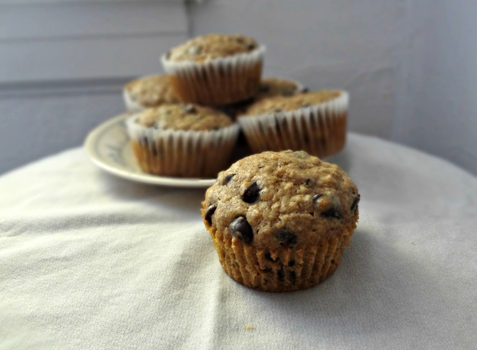 The Cooking Actress: Oatmeal Chocolate Chip Cookie Muffins