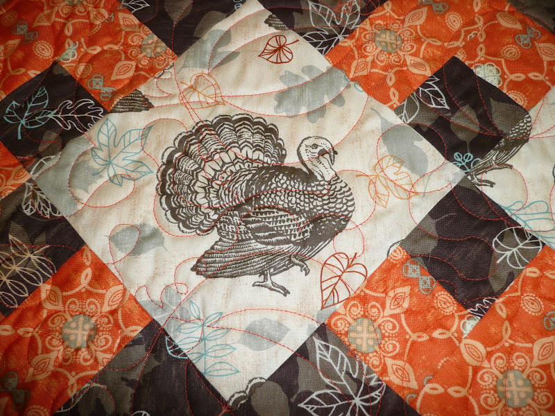 Acorn Ridge Quilting: My Turkey Table Runner