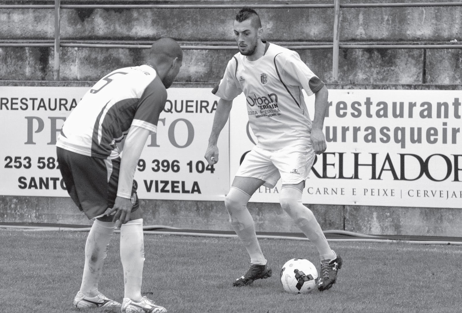 Fininho renovou com o FC Vizela