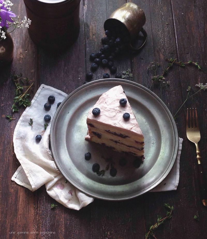 une gamine dans la cuisine: Tangled up in Blue, High Rise Cake