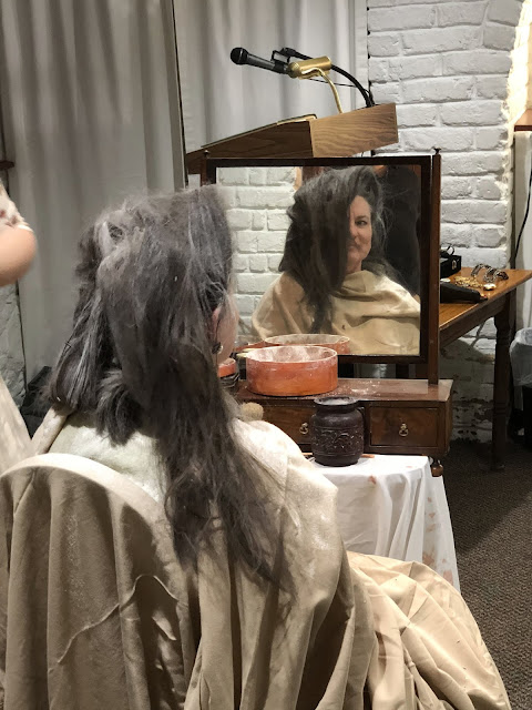 K. Walters at the Sign of the Gray Horse: Jewelry, Hair, and Make-up in ...