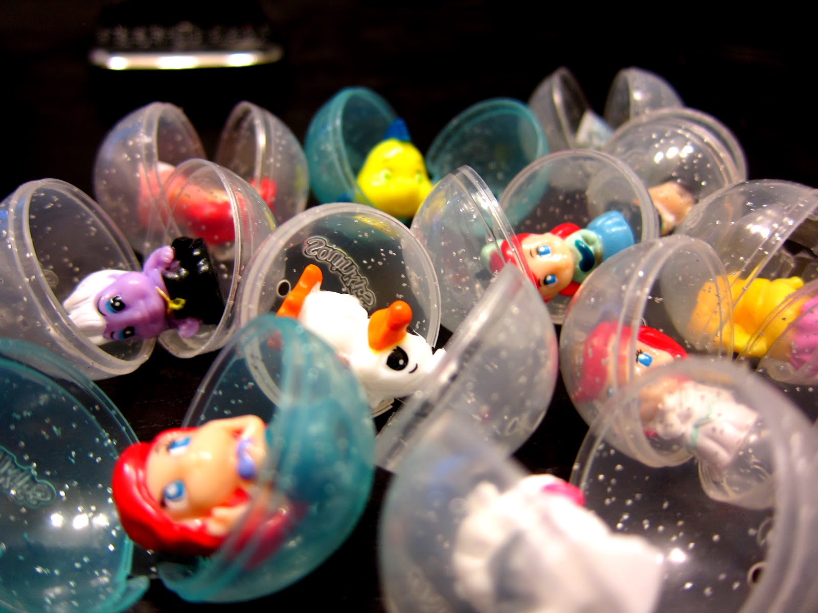 Cutetastic Disney Finds: Disney Princess Squinkies - Ariel