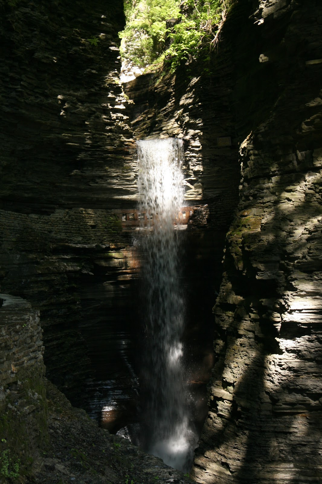Waterfalls of Pennsylvania : Watkins Glen Waterfalls