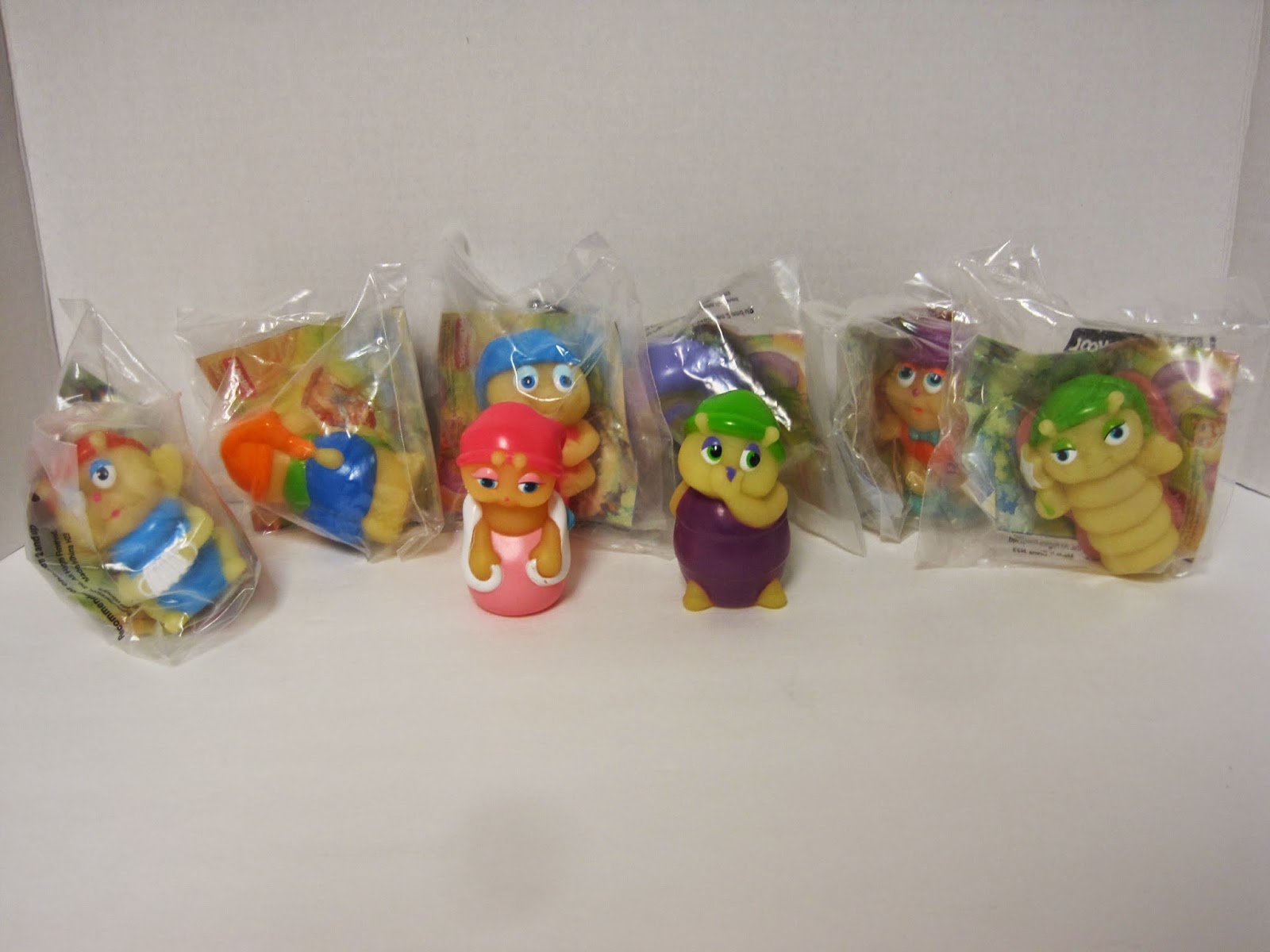 Never Grow Up: A Mom's Guide to Dolls and More: Memory Lane: Glo ...