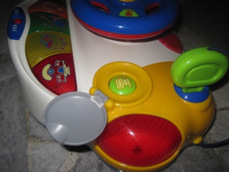 JuaiMurah: Chicco Learn and Turn Driver - Toy Smart Driver