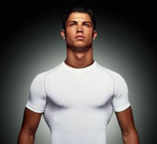 5 Fotos de Cristiano Ronaldo Modelando | Cinco Imágenes - Las mejores ...