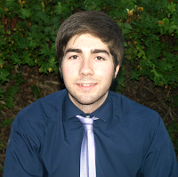 Monarquía coronada: La legitimación de nuestra Monarquía / Manuel Mariscal Zabala