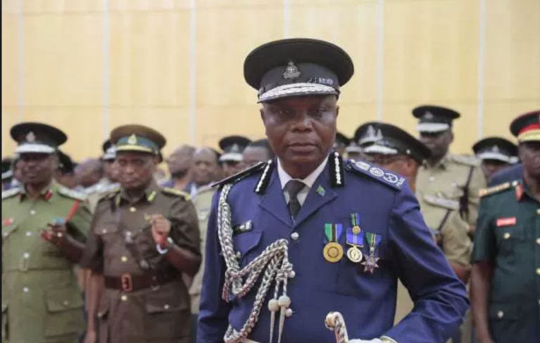 IGP SIMON SIRO AANZA KAZI RASMI