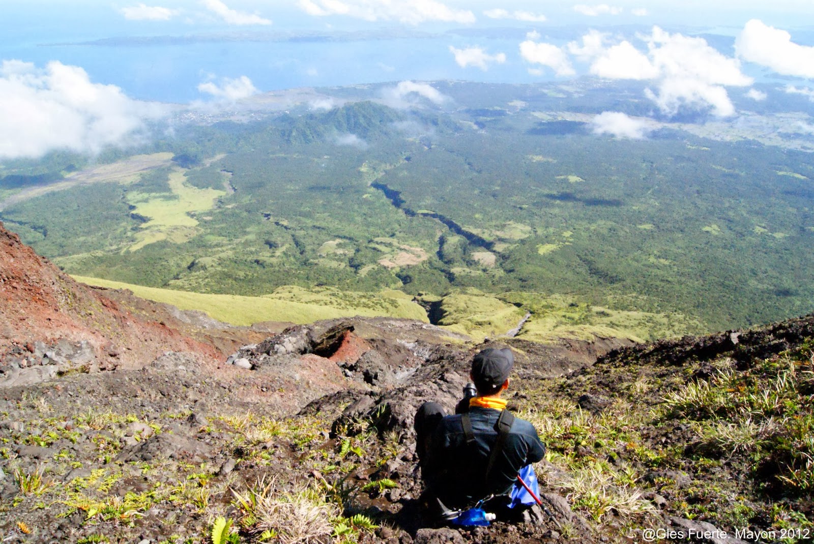 Explore.Dream.Discover: Trekking Mt. Mayon (via New Trail)