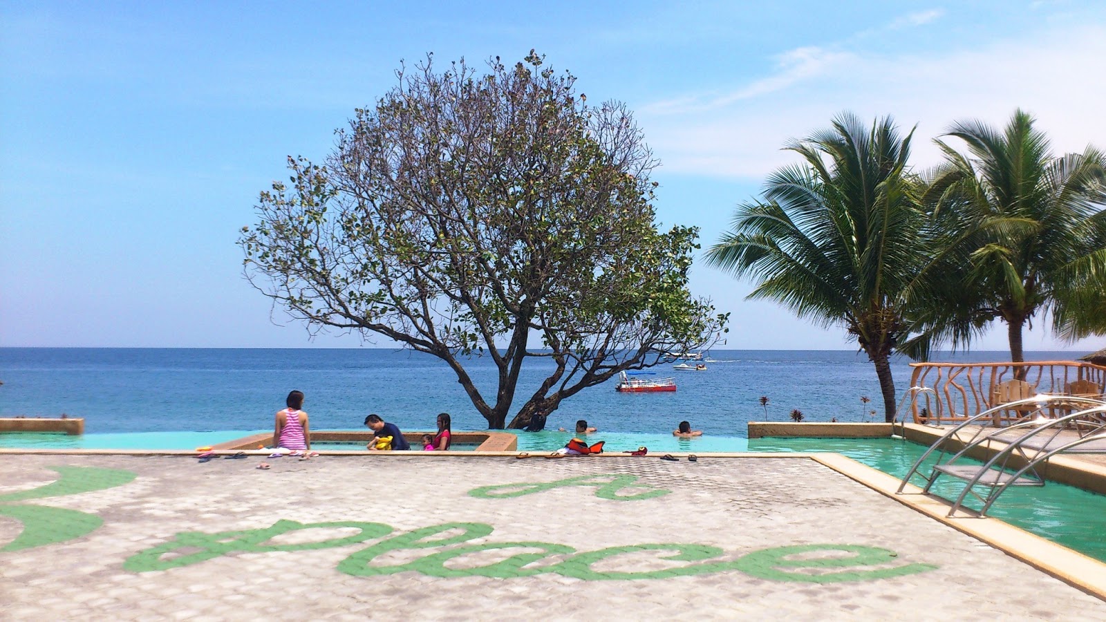 The Visible Horizon: Tamaraw Beach Resort (Aninuan Beach, Puerto Galera)