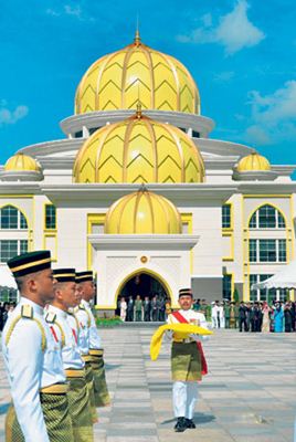 14th Agong Coronation 2012 | Lunaticg Coin