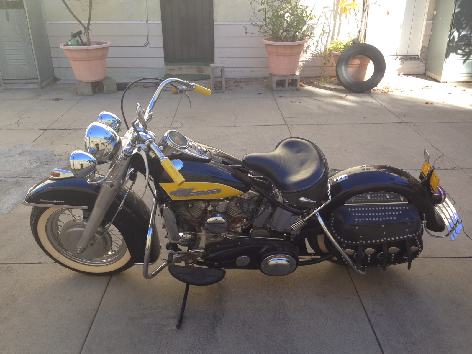 SWAP MEET ITALY: 56' PANHEAD FOR SALE