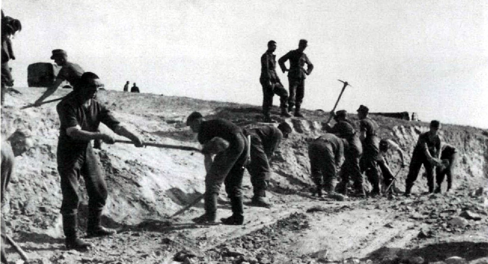 Men of Wehrmacht: Gebirgs Engineers at Work