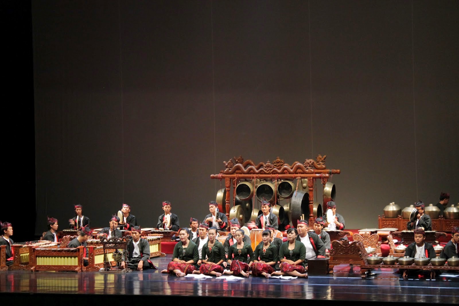 REGARDS SPIRIT : KARAWITAN