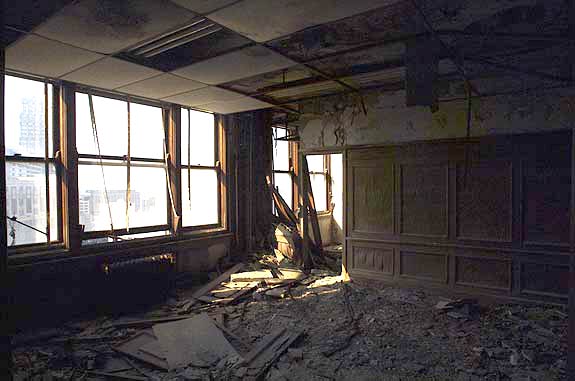 Predictable History, Unpredictable Past: The Destruction of Detroit ...