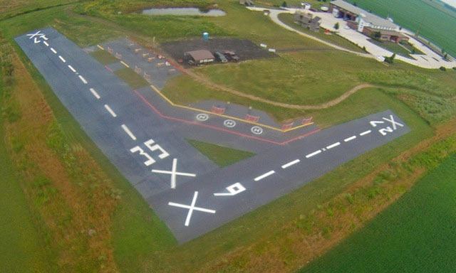 Shortest Runway I've Ever Seen - 258' x 35' | Pilots of America