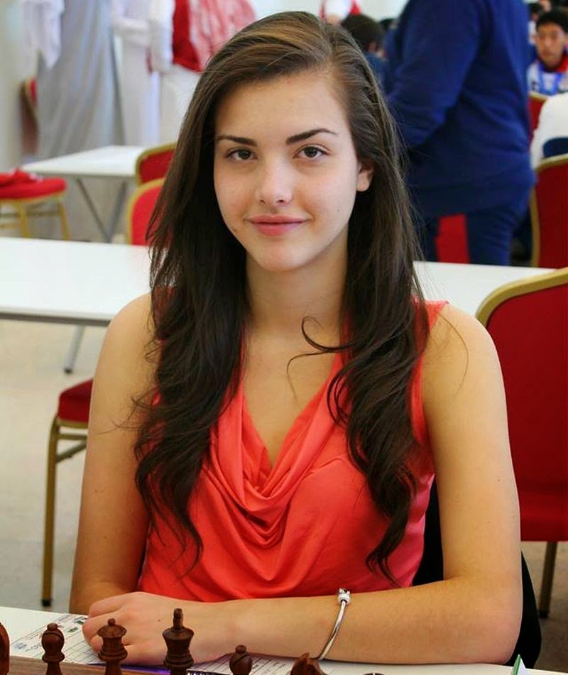 AJEDREZ EN MEXICO: WFM ALEXANDRA BOTEZ LA BELLA E INTELIGENTE DE LA SEMANA