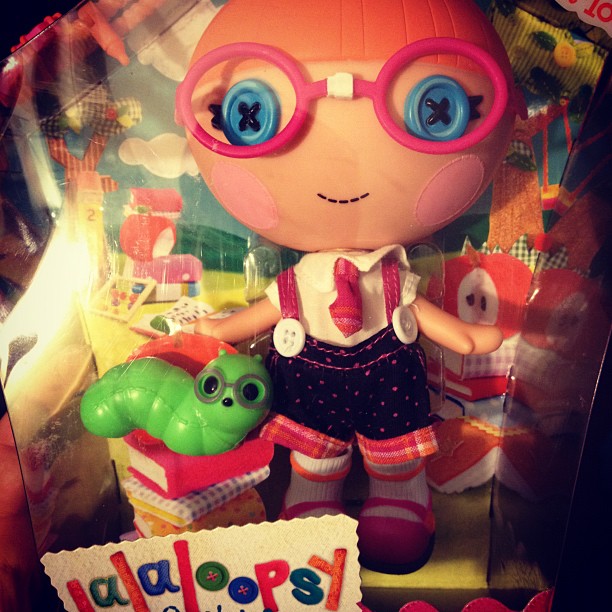 The Elwood Family: The Loopsy Obsession