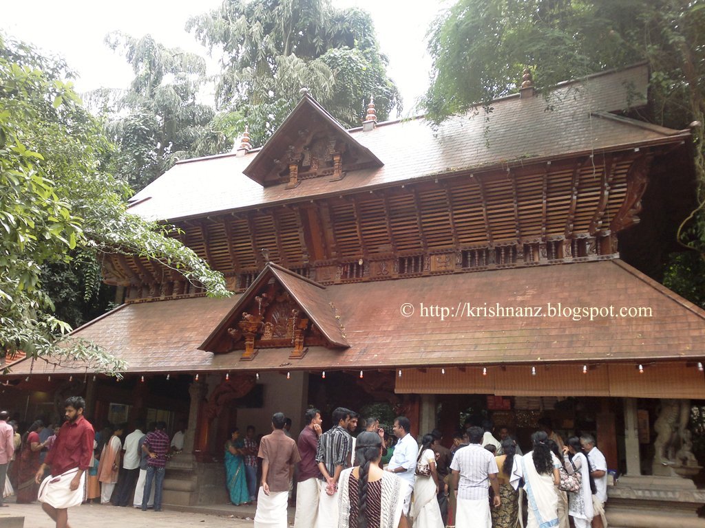 Mannarasala Nagaraja Temple - TravelersOutlook: Travelers Photo Gallery