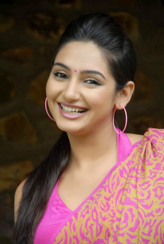 Actress Ragini Dwivedi in pink saree | Stylish Designer Sarees,Lehengas