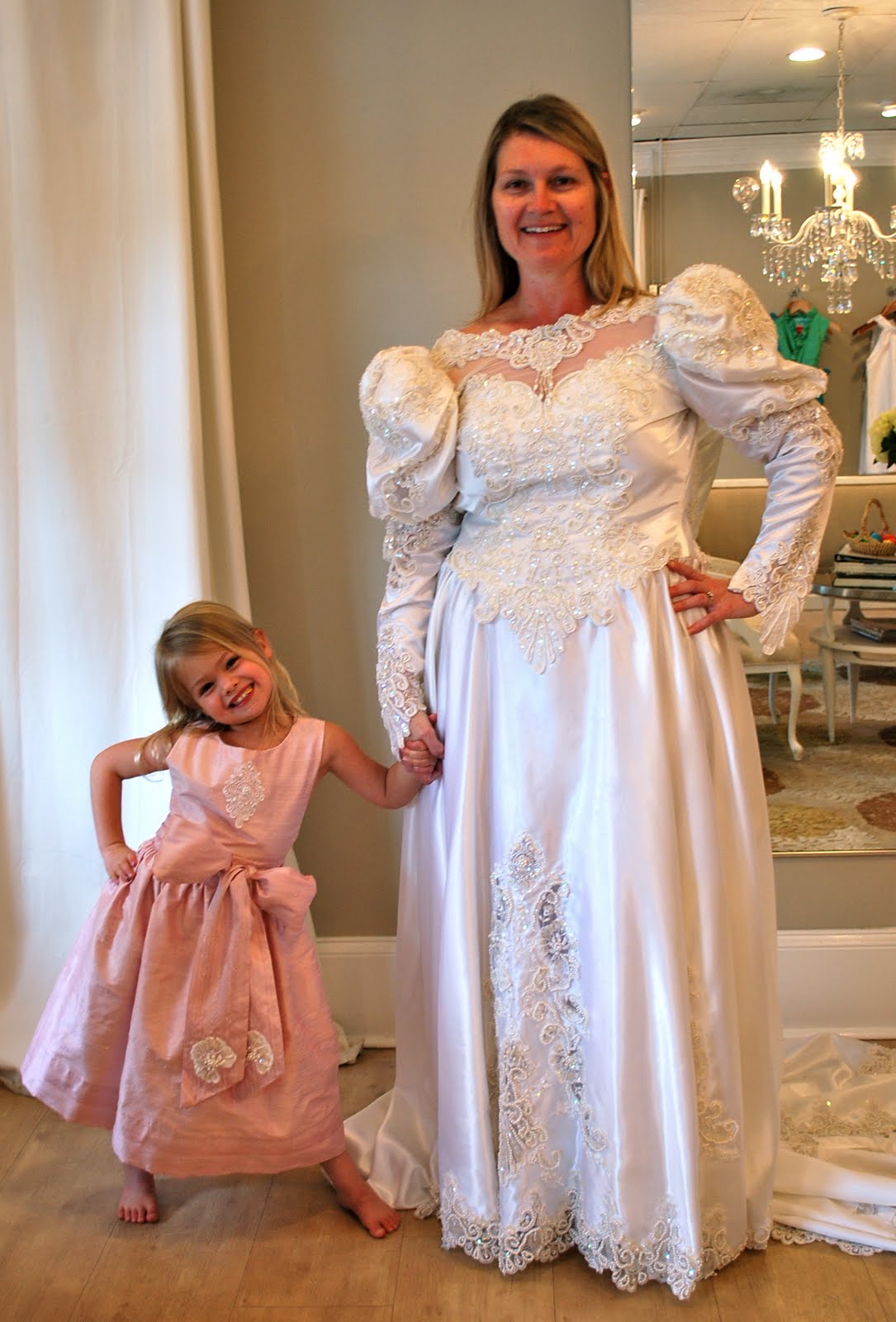 LaRoque: pretty little wedding dress redo