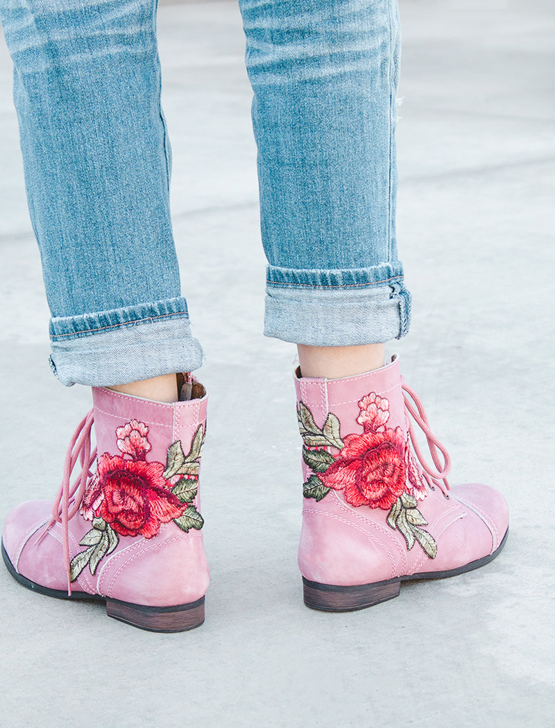 Refashion Co-op: Easy Shoe Refashion Using Embroidered Patches