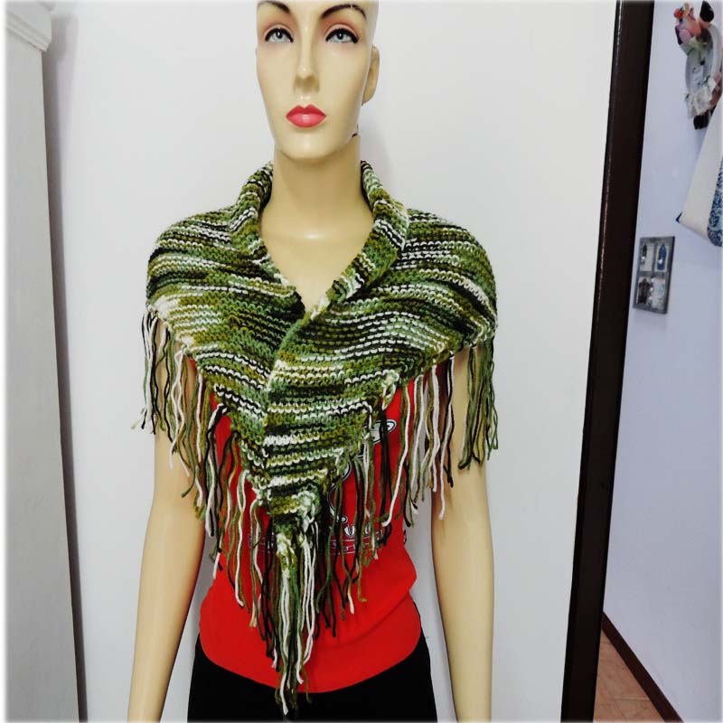 Ednamar Artesanato: Xale em Trico