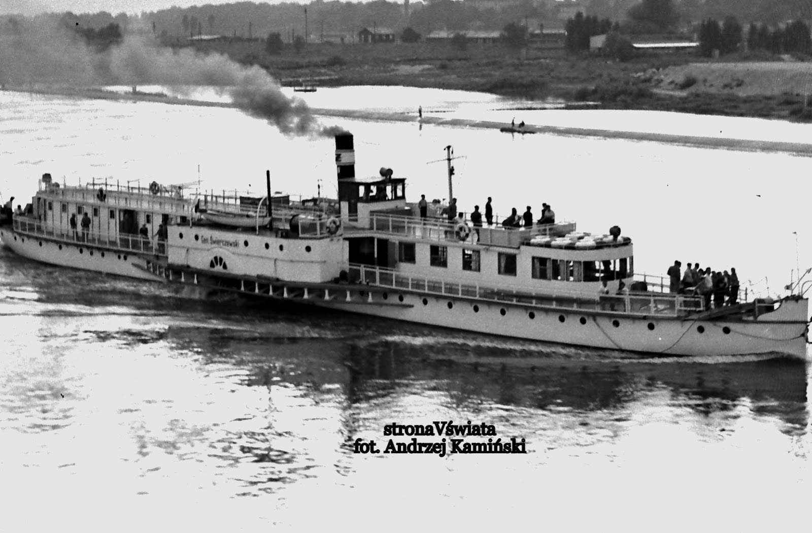 PIĄTA STRONA ŚWIATA: Po wodzie pływa, różnie się nazywa