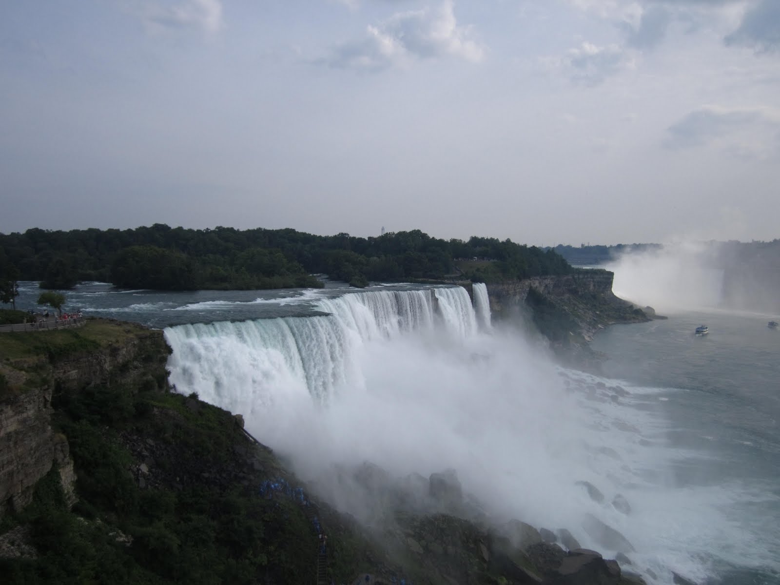 Dam & Cam Ride to Canada: Niagara Falls 2