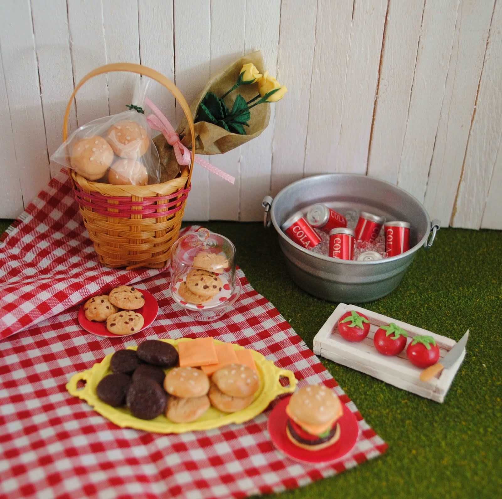 Little Things By Anna: {A Mini Picnic...}