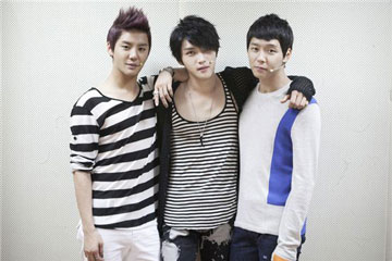 Kumpulan Foto Boyband JYJ (Junsu,Yuchun,Jejung) | Warna Warni Blog