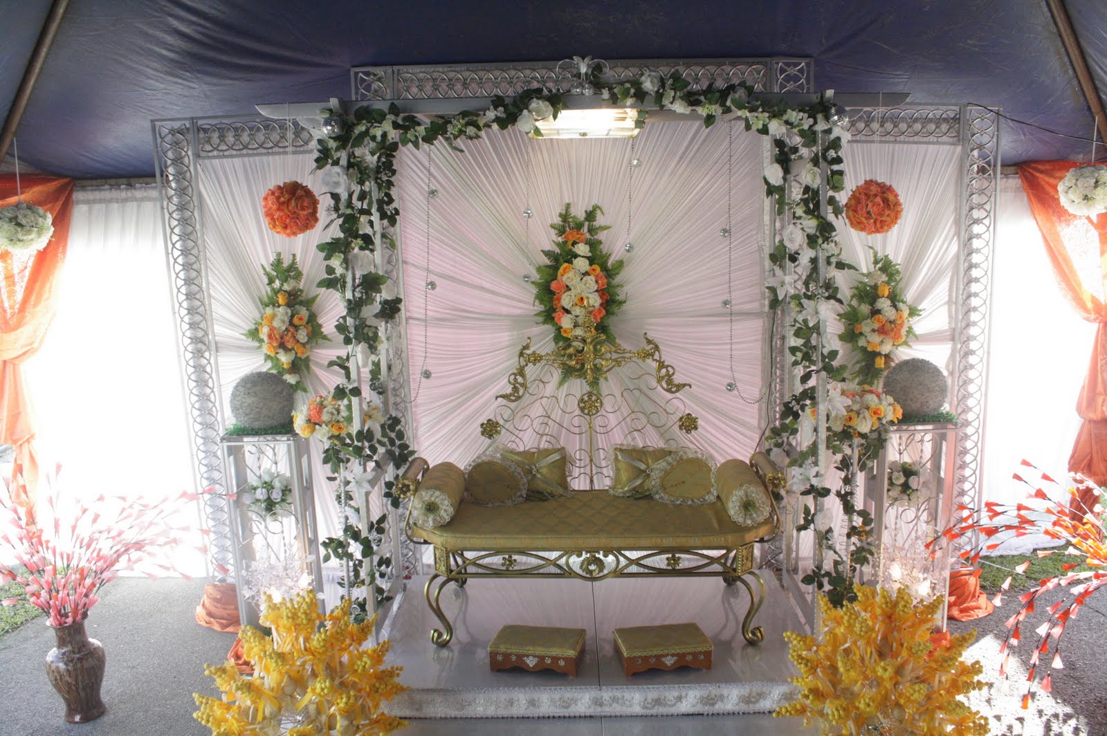iLya cReativE BridaL & DesiGn: Pelamin