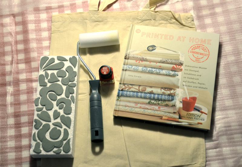 DIY: Cómo estampar en casa / Actitud y alegría.