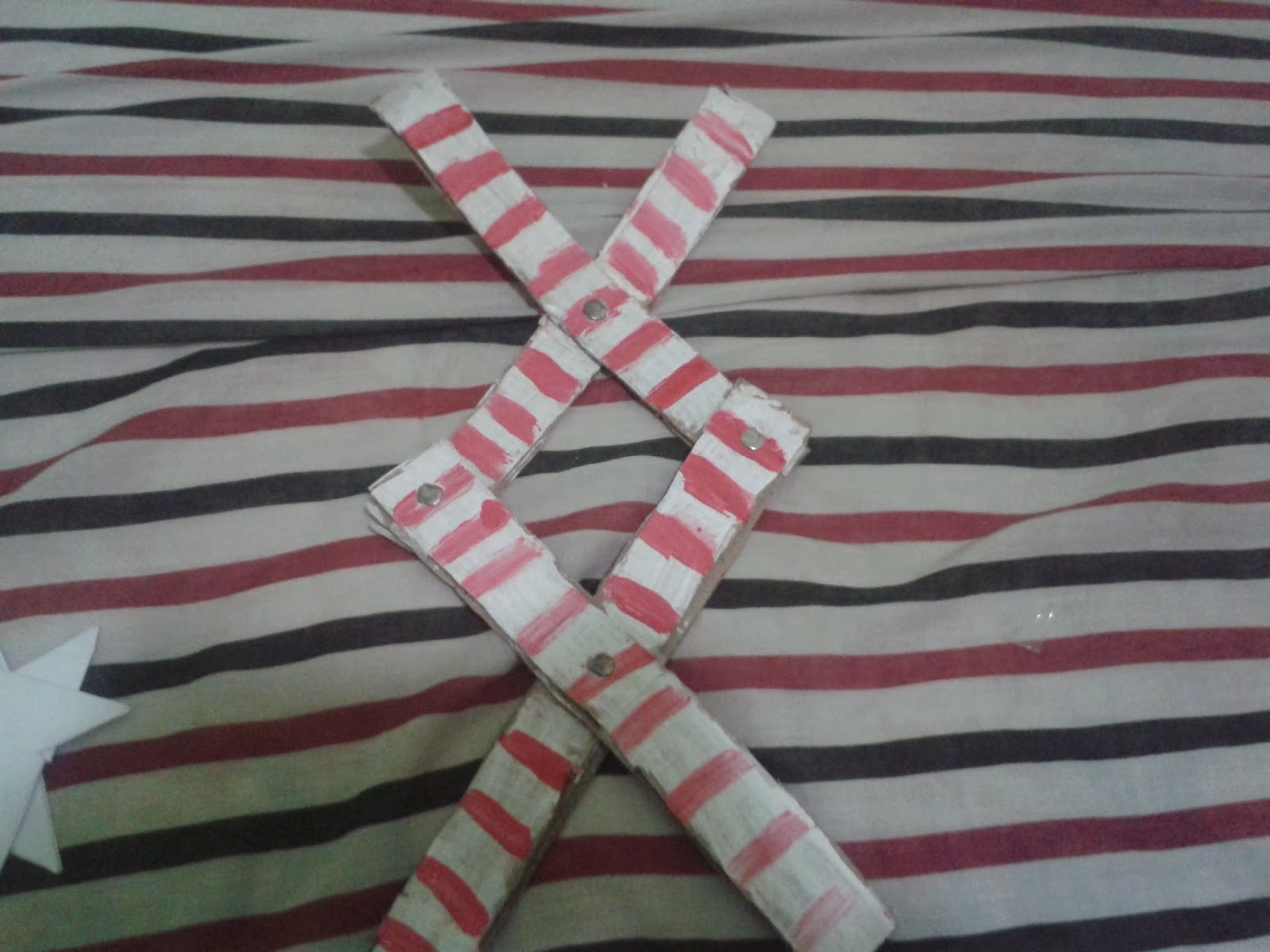 Projetos do Junior: Mola de Papelão