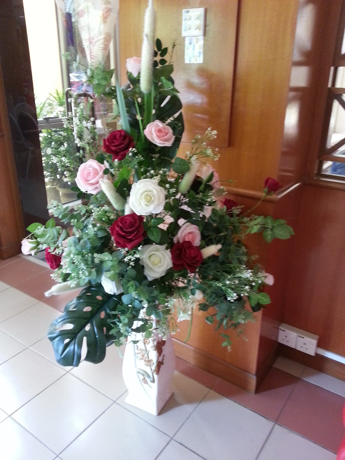 Berilmu Berdisiplin Berbakti: Gubahan Bunga