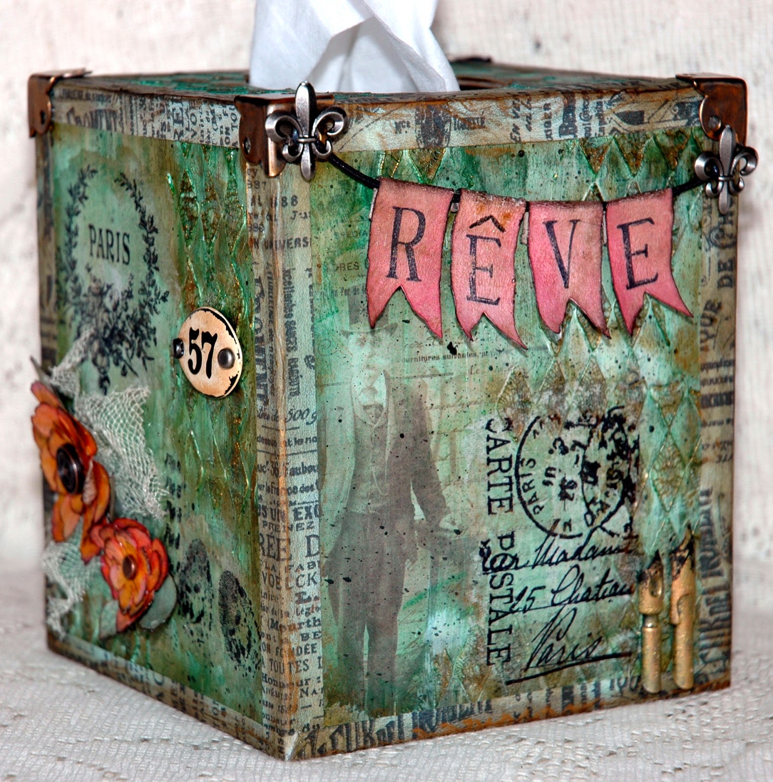 CREATIVITY IS CONTAGIOUS: A VINTAGE JOURNEY THAT'S A LITTLE BIT FRENCH