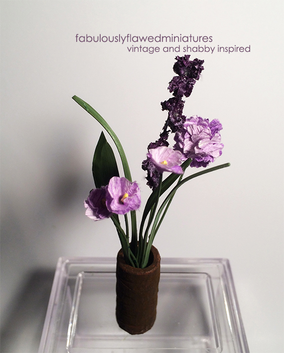 Fabulously Flawed Miniatures: Mini Flower Bouquet...