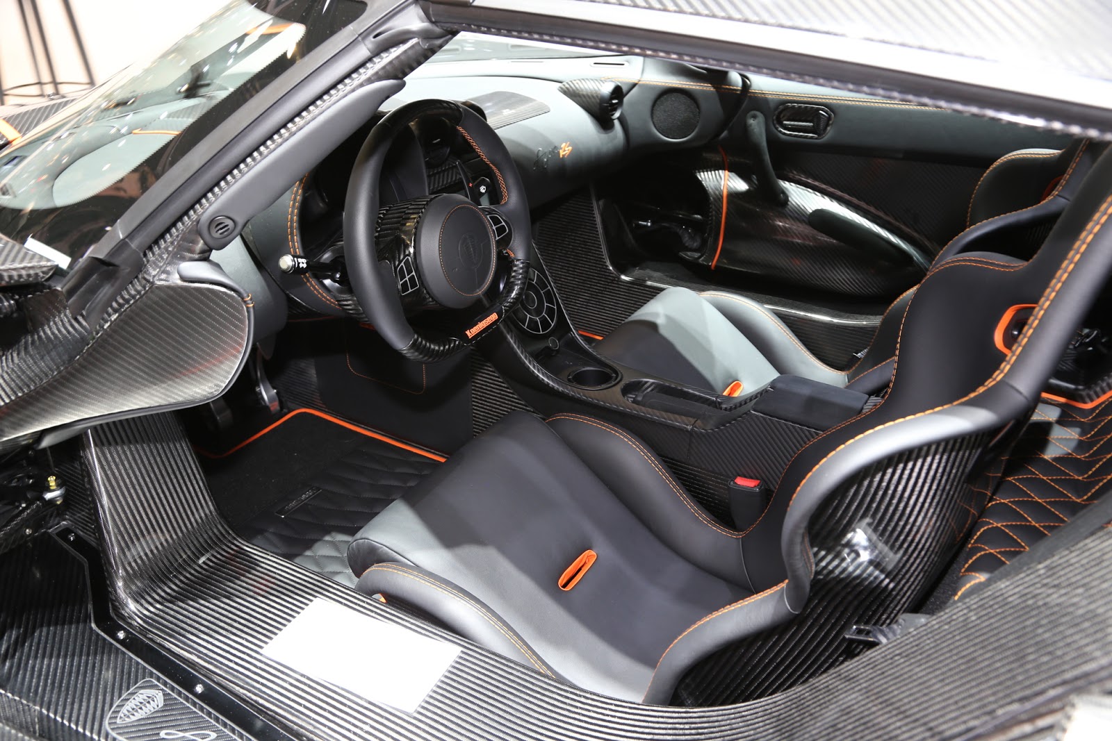 car-uk: 1500-HP KOENIGSEGG REGERA IS A GEARBOX-LESS HYBRID HYPERCAR