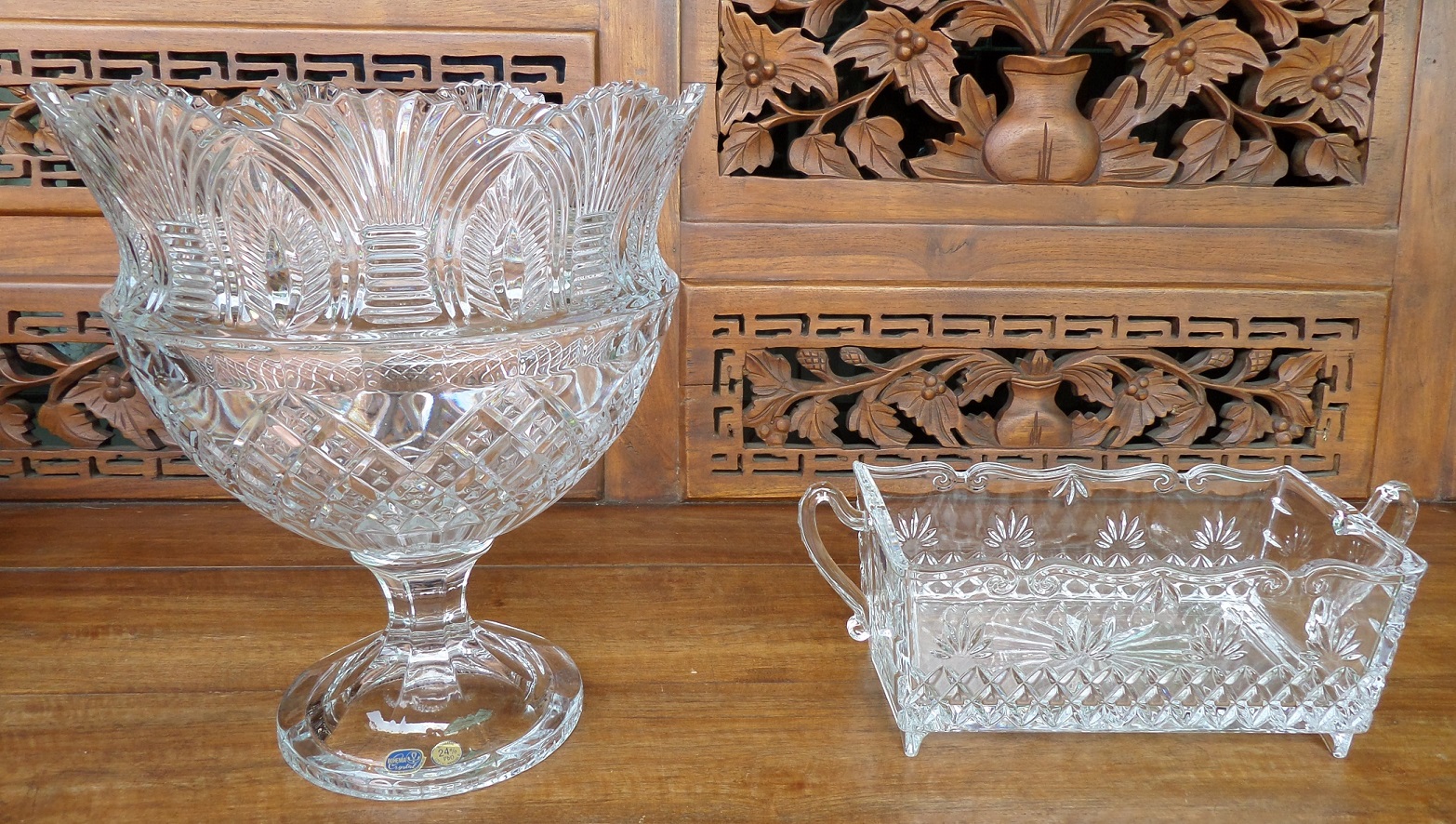 Toko & Galeri Kristal Swarovski, Bohemia, Preciosa & Murano: Kristal ...