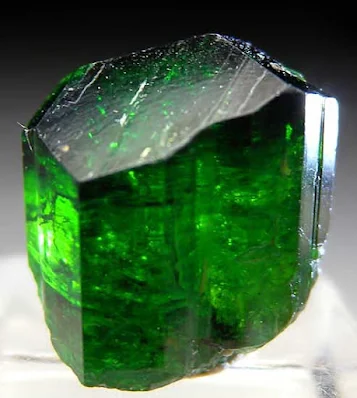Tourmaline: The Colors and Varieties of Tourmaline - Geology In