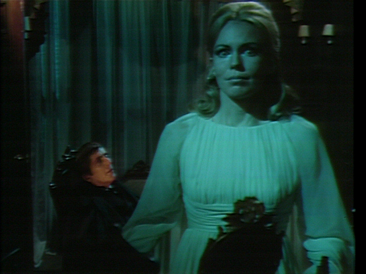 Shadows on the Wall: An Online Dark Shadows Fanzine: Angelique the Vampire