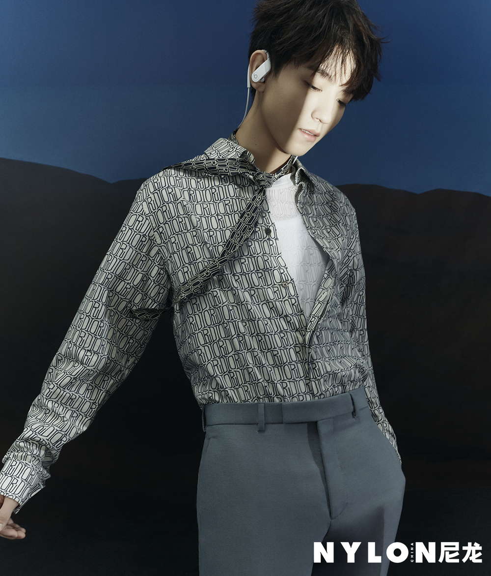 Karry Wang para NYLON Magazine China Mayo 2020