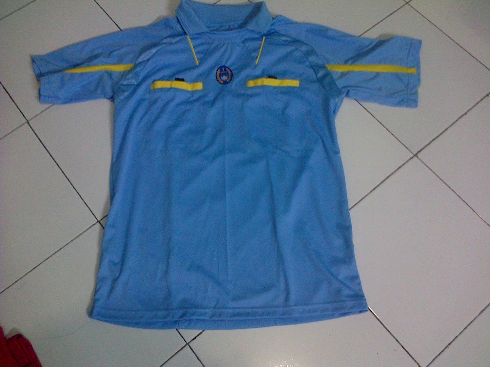 Perlengkapan Wasit Sepakbola , Futsal dan Sharing Law Off The Game ...