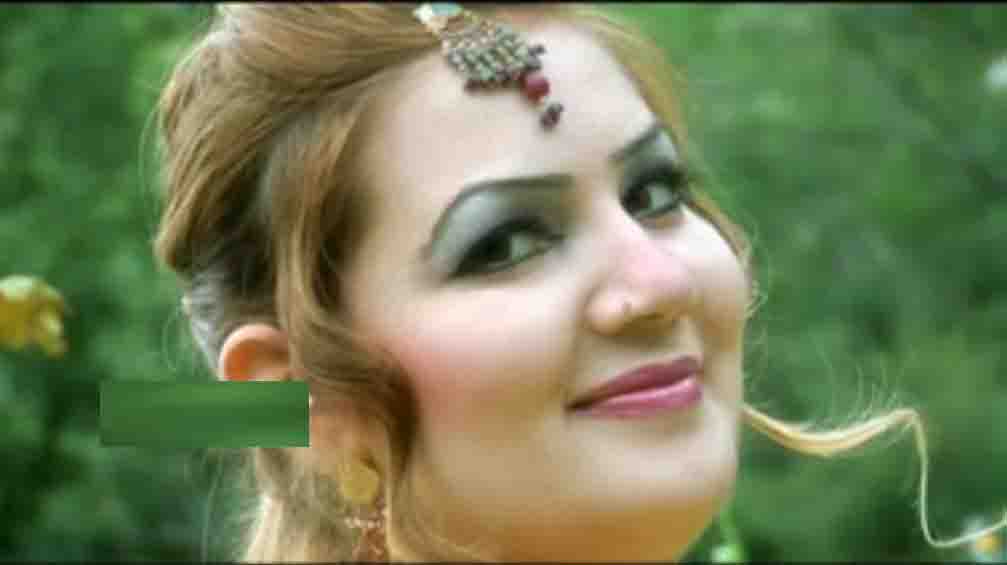 Pollywood Celebrity : Pashto Female Hot Singer Fariha Wadud HD Pictures ...
