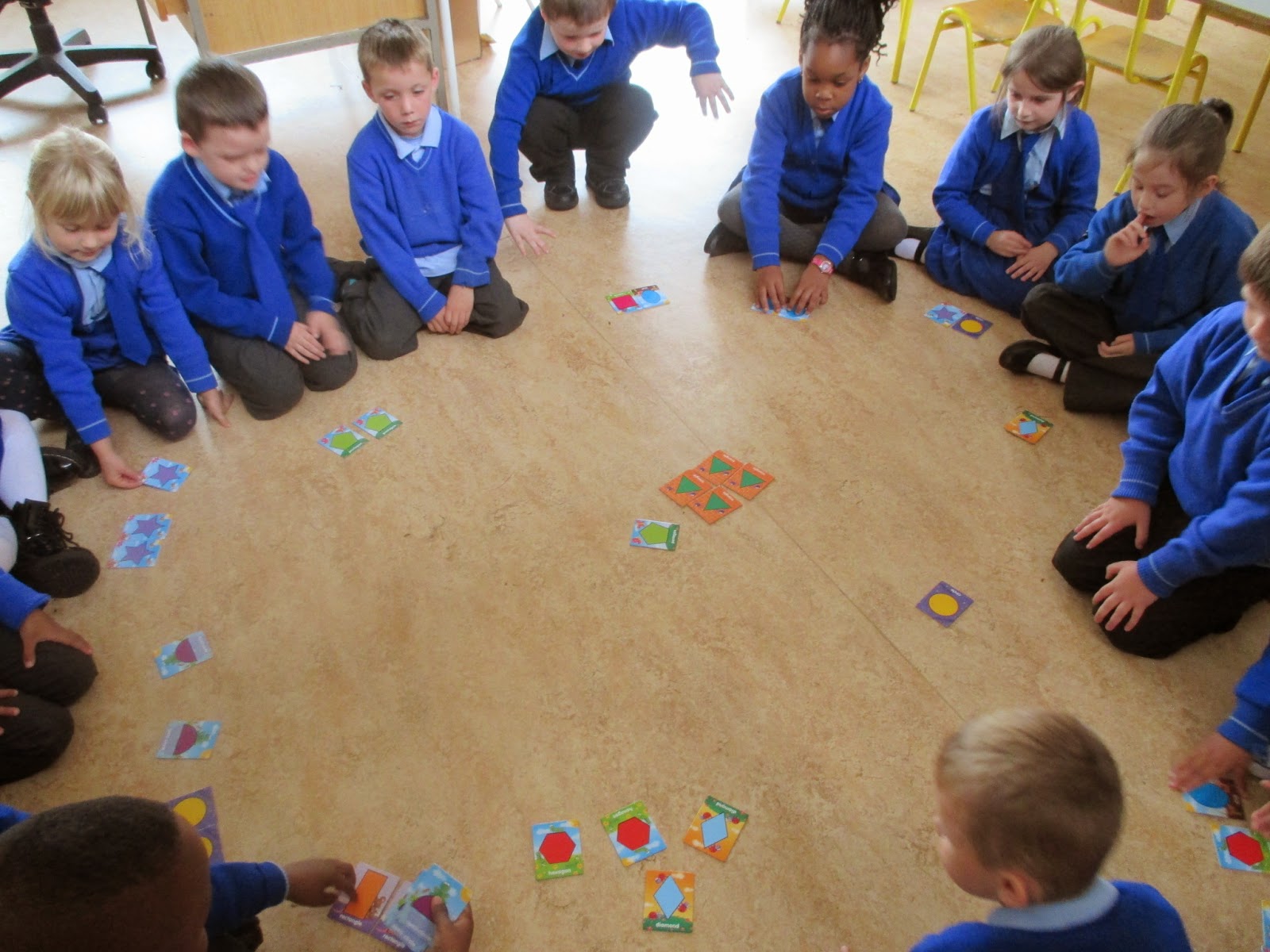 Maths Page: Shape snap