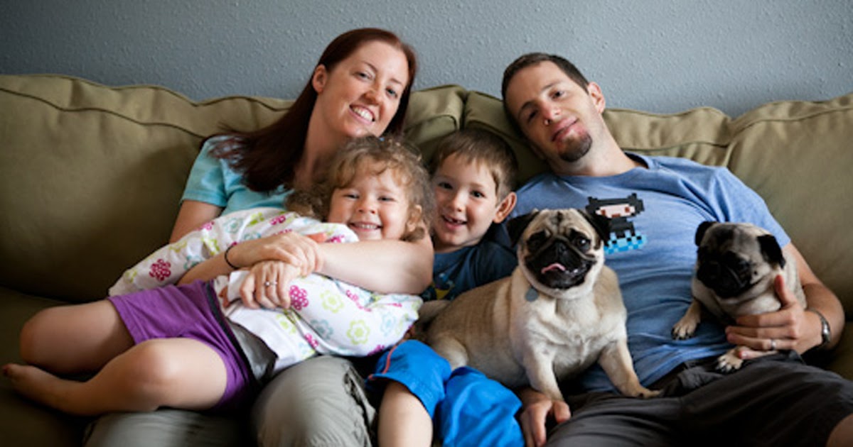 It's a Dog's World: Are Pugs a Good Choice For Families With Small ...