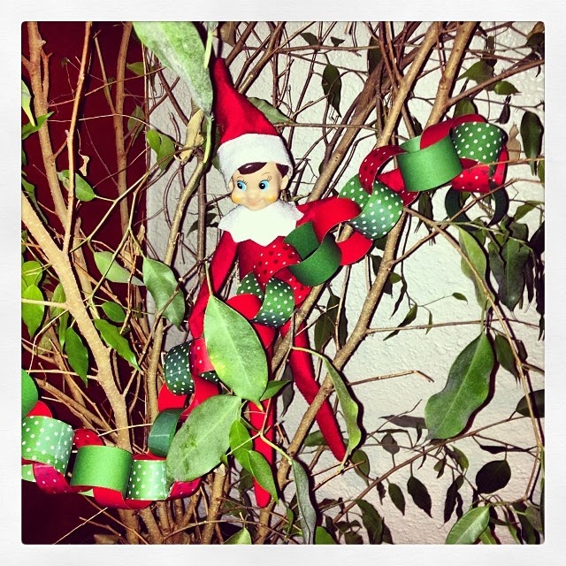 Life in Random Bits: Quick & Easy Elf on the Shelf Ideas