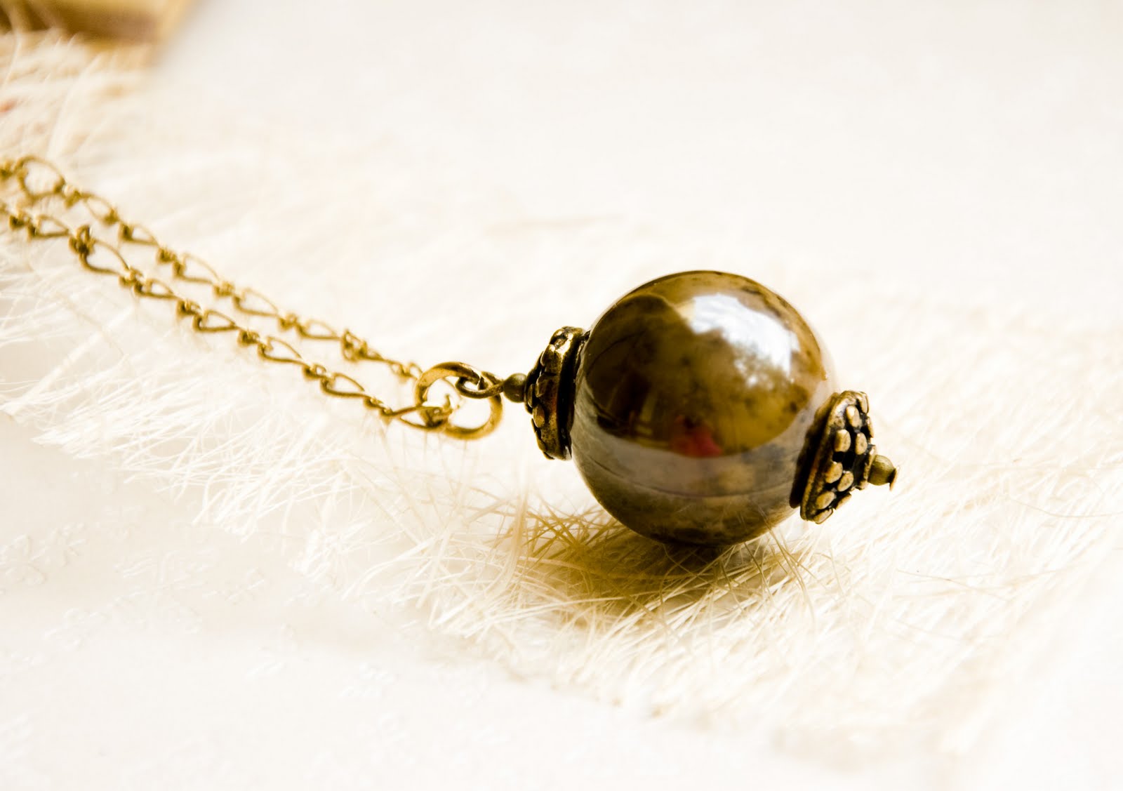 A CRAFTY WORLD: Return Time Orb Necklace