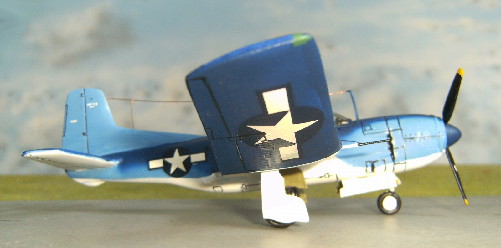 Happyscale-Modellbau: Douglas BTD-1 Destroyer - esoteric models vacu ...